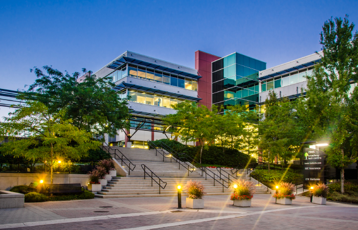 Light Resource | Broadway Tech