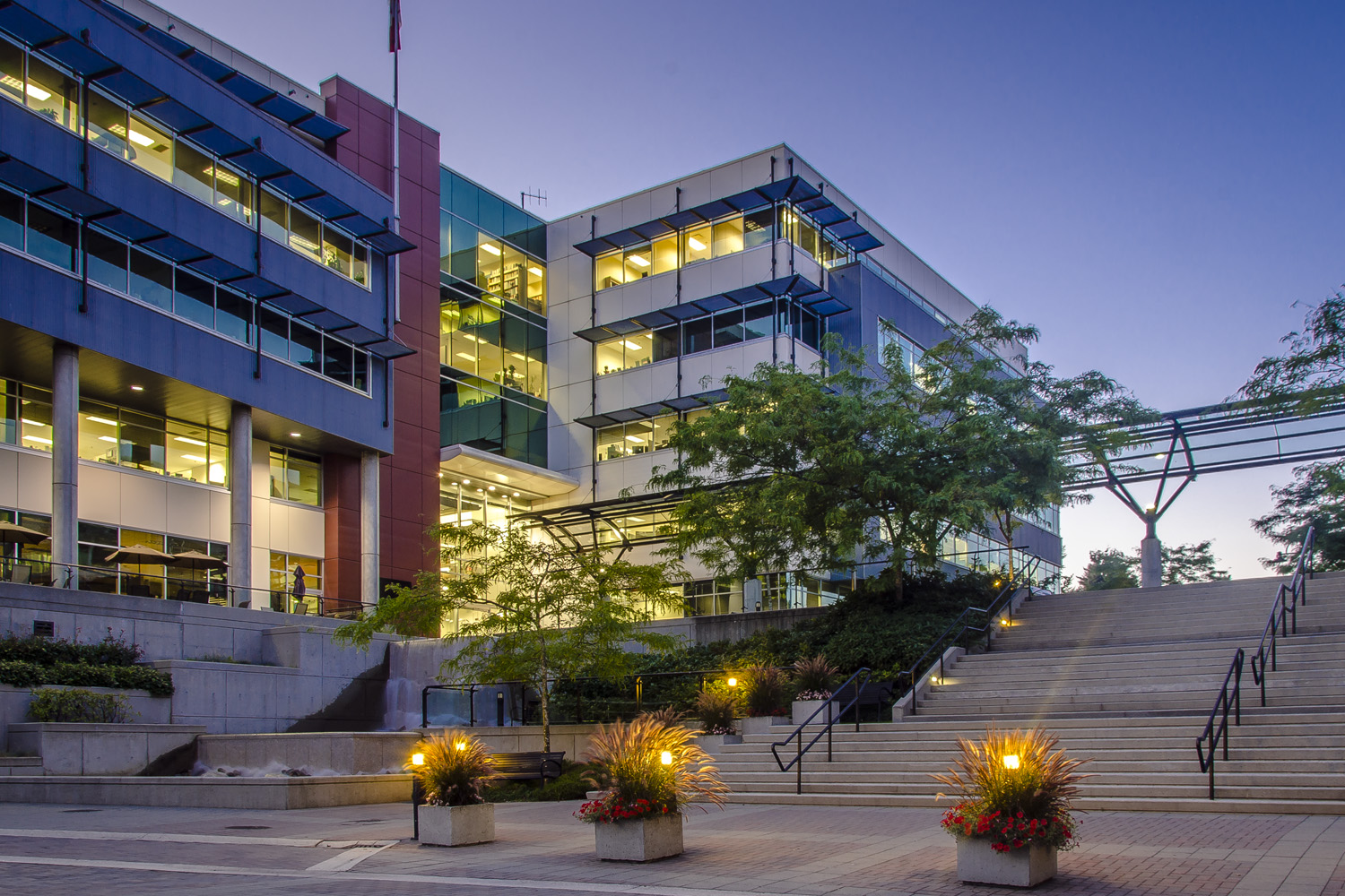 Light Resource | Broadway Tech